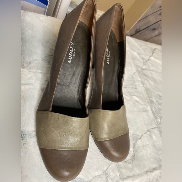 Audley London | Shoes | Audley London Sz 39 Brown And Taupe | Poshmark